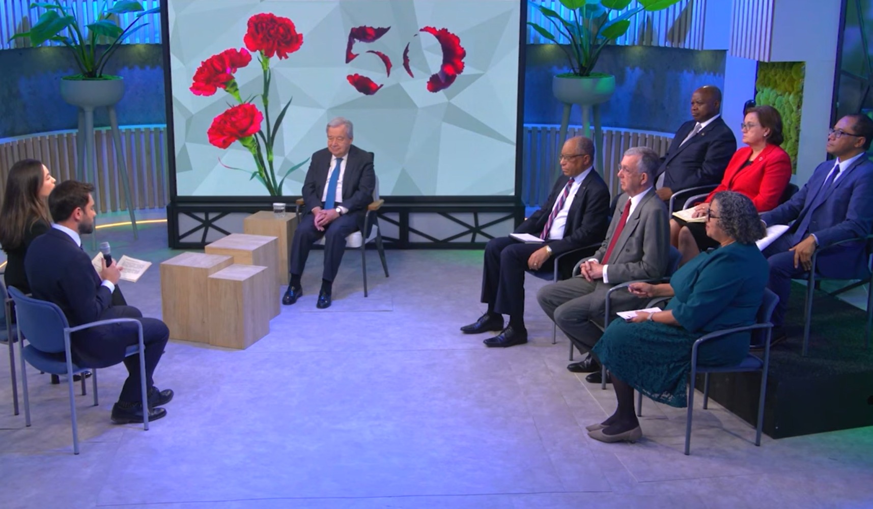 Revolução dos Cravos: A Chama da Liberdade Que Uniu Nações