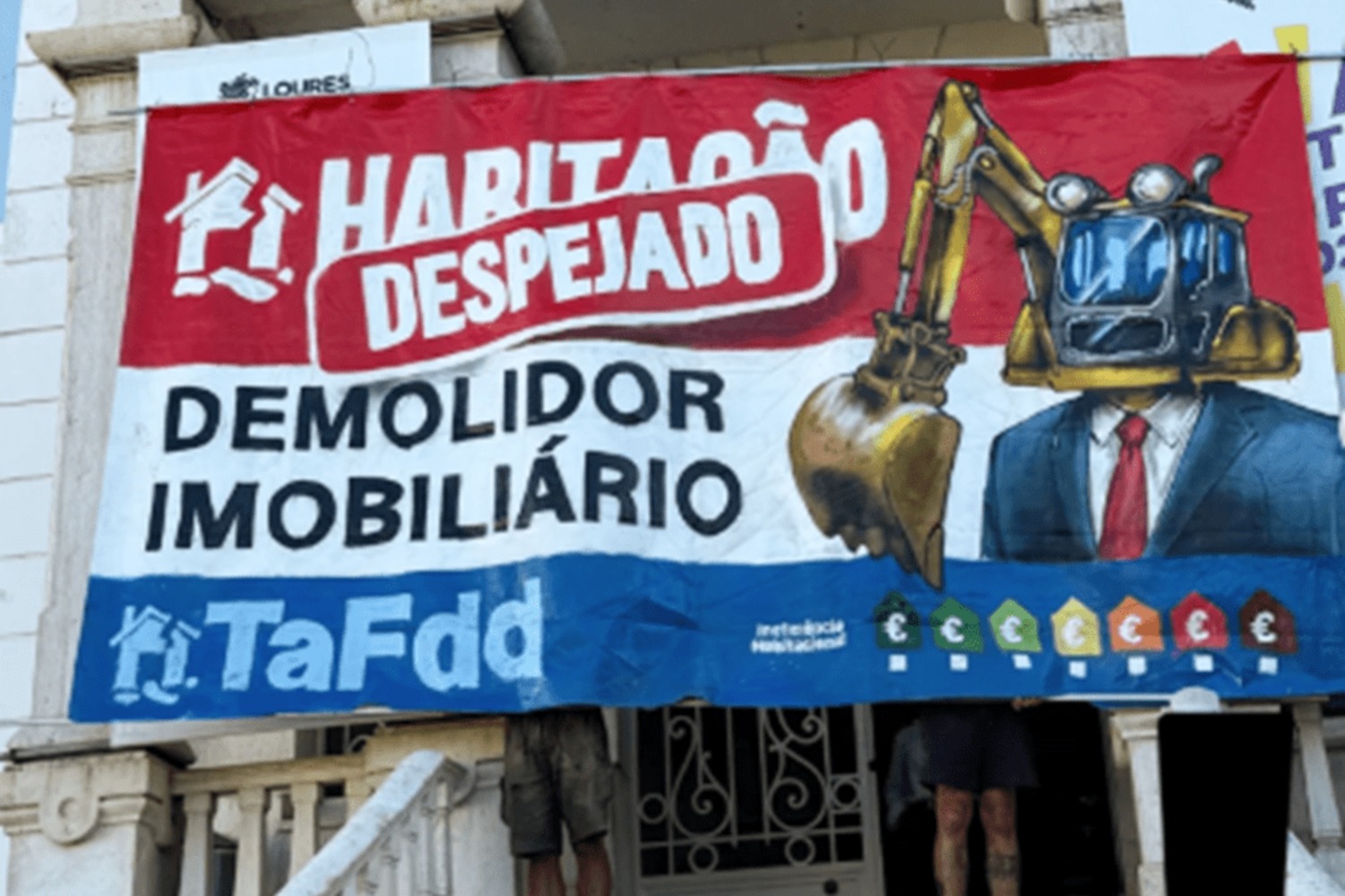 Bairro do Talude: Quatro Décadas de História Reduzidas a Escombros – E ...